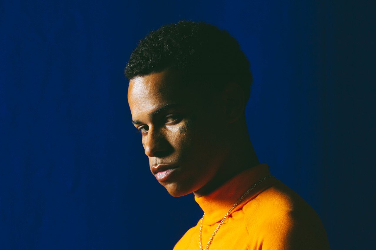 Rapper BIN lança primeiro álbum de estúdio - Caderno Pop