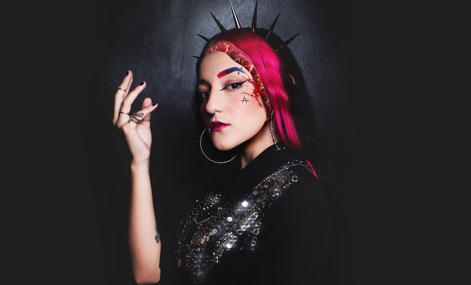 Single de Ariah, "Máscara", aposta em sonoridade diferente de tudo que ...