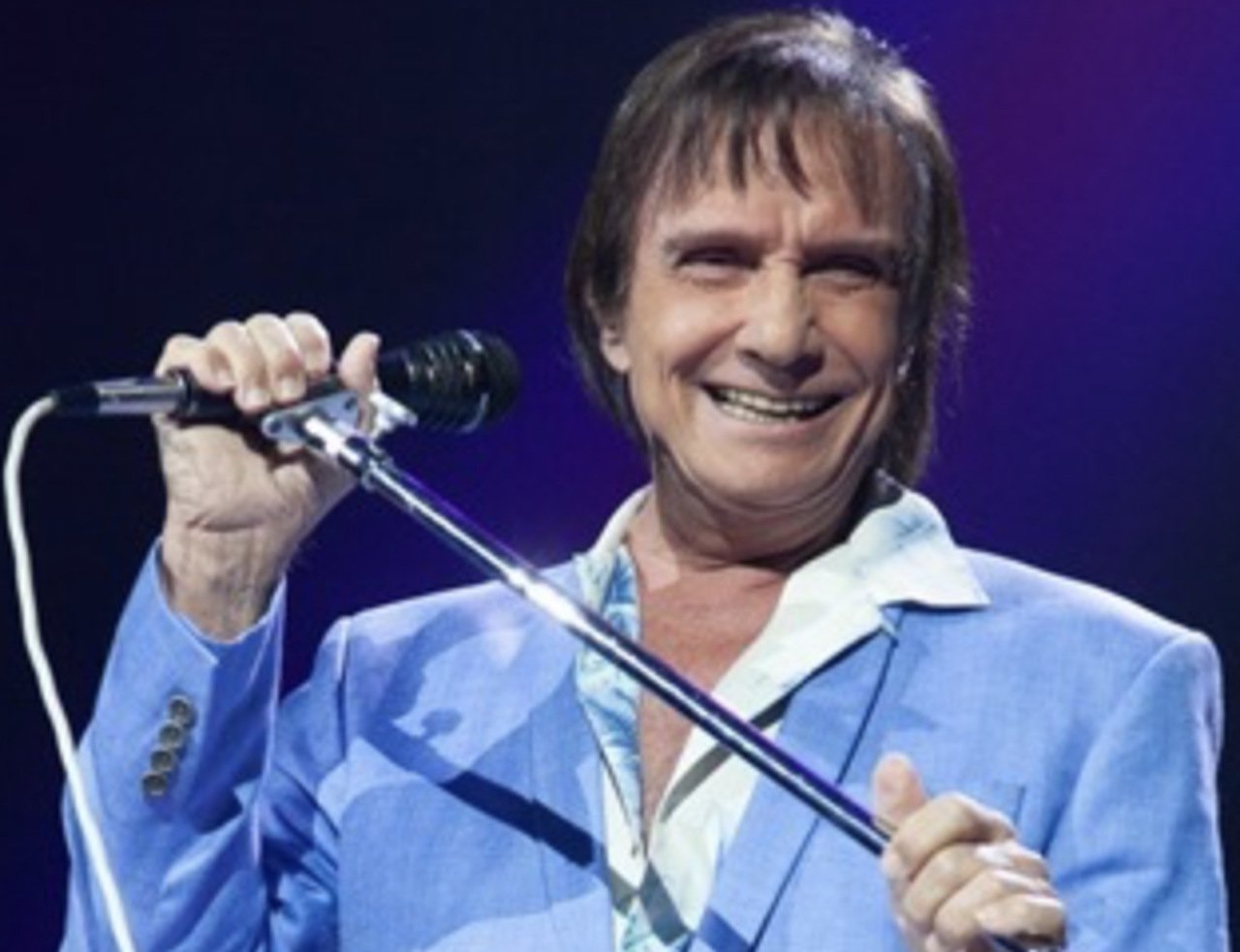 Roberto Carlos faz show exclusivo para as mulheres no Espaço Unimed ...